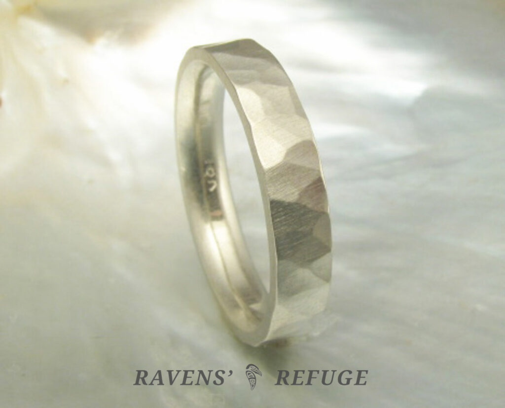 rugged wedding band – 4mm rustic men’s ring in 18k white gold